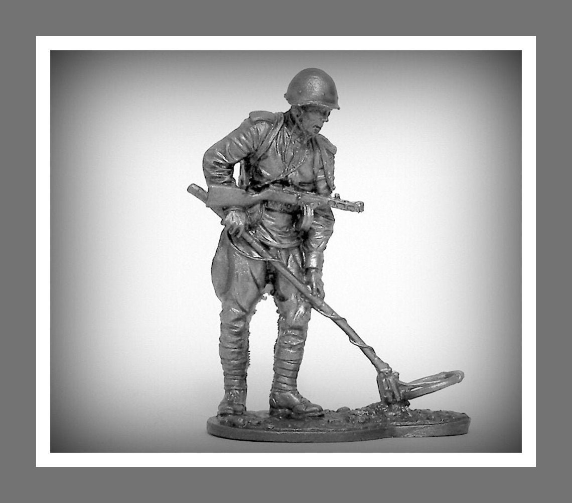 Toy Soldiers Action Figurines Soviet Sapper World War II WW2 - Etsy