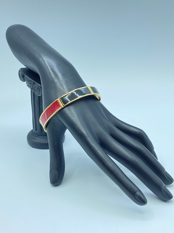 Vintage monet black and - Gem