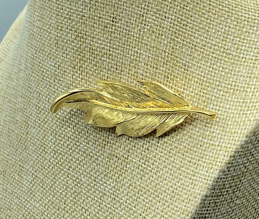 Vintage Napier Leaf Pin, 90s Napier Brooch, Napier Gold Leaf Feather ...