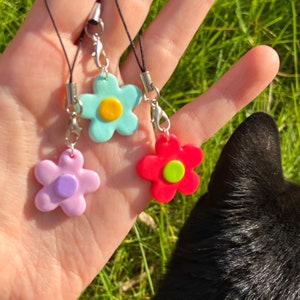 Retro Flower Funky Keychain, Handmade Clay Daisy Funky 60, 70, 90s ...