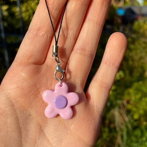 Retro Flower Funky Keychain, Handmade Clay Daisy Funky 60, 70, 90s ...