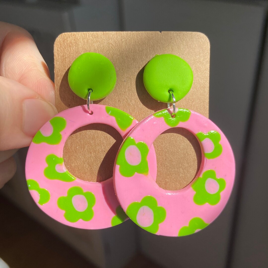 60s Style Retro Flower Power Print Pink and Green Hoop - Etsy