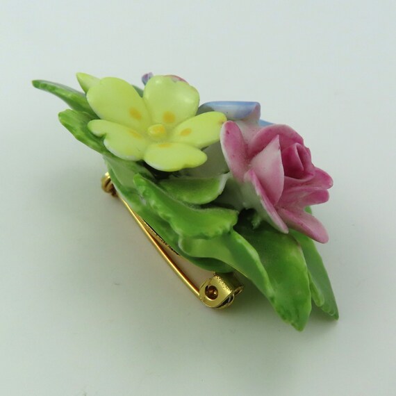 Vintage 1950’s Porcelain Flower Brooch with Multicolo… - Gem