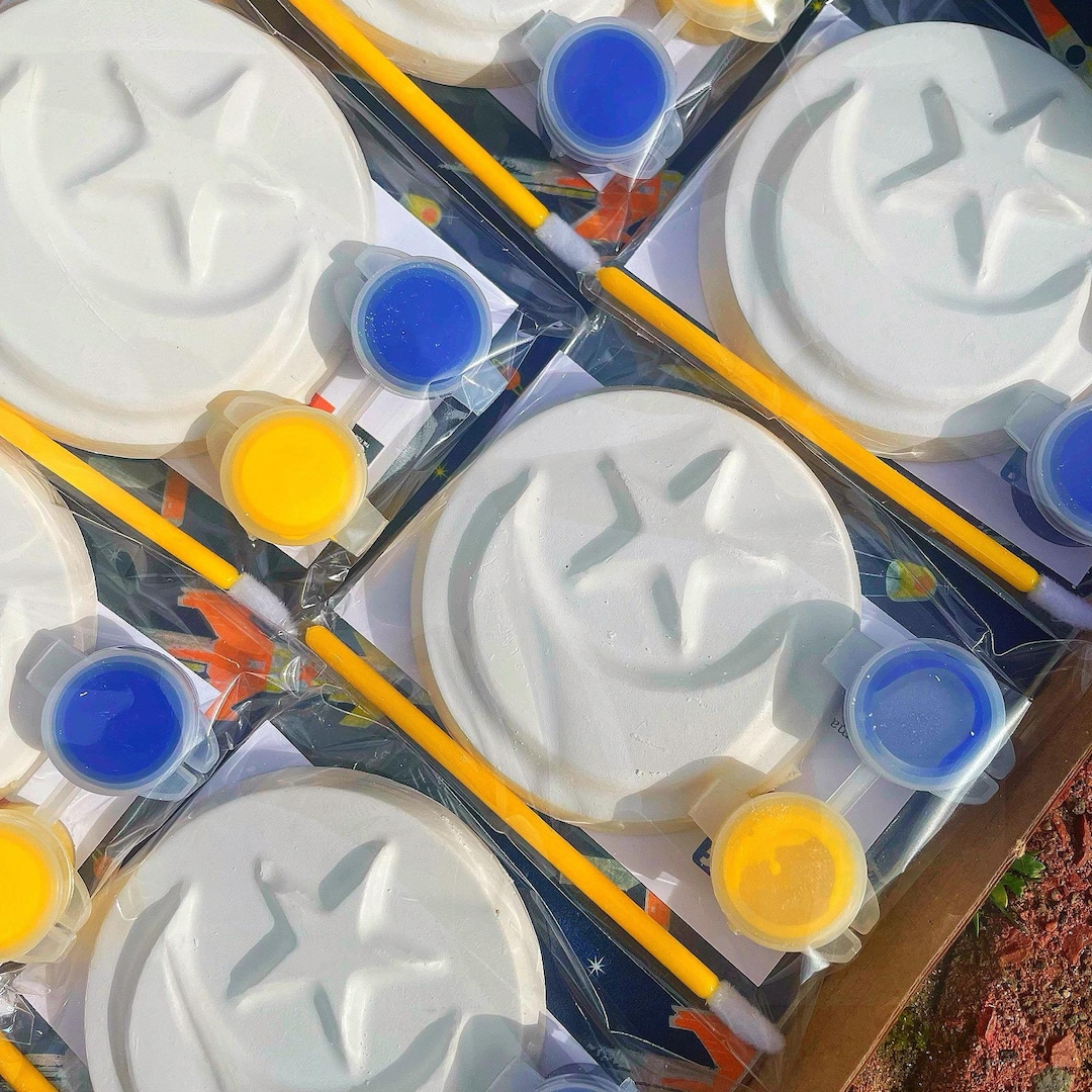 Eid Paint Your Own Plaster Craft Kit: Star & Moon, Party Favors - Etsy