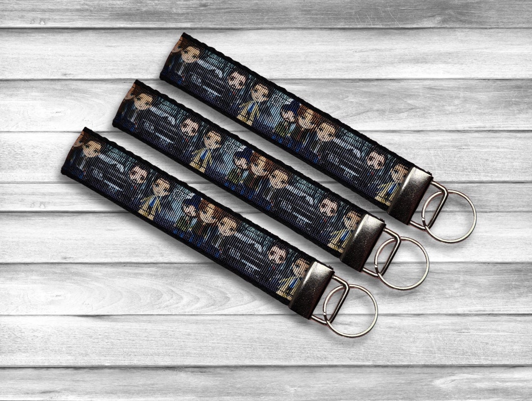 Supernatural- TV Show- Characters- Demon Hunters- Winchesters- Keychain ...