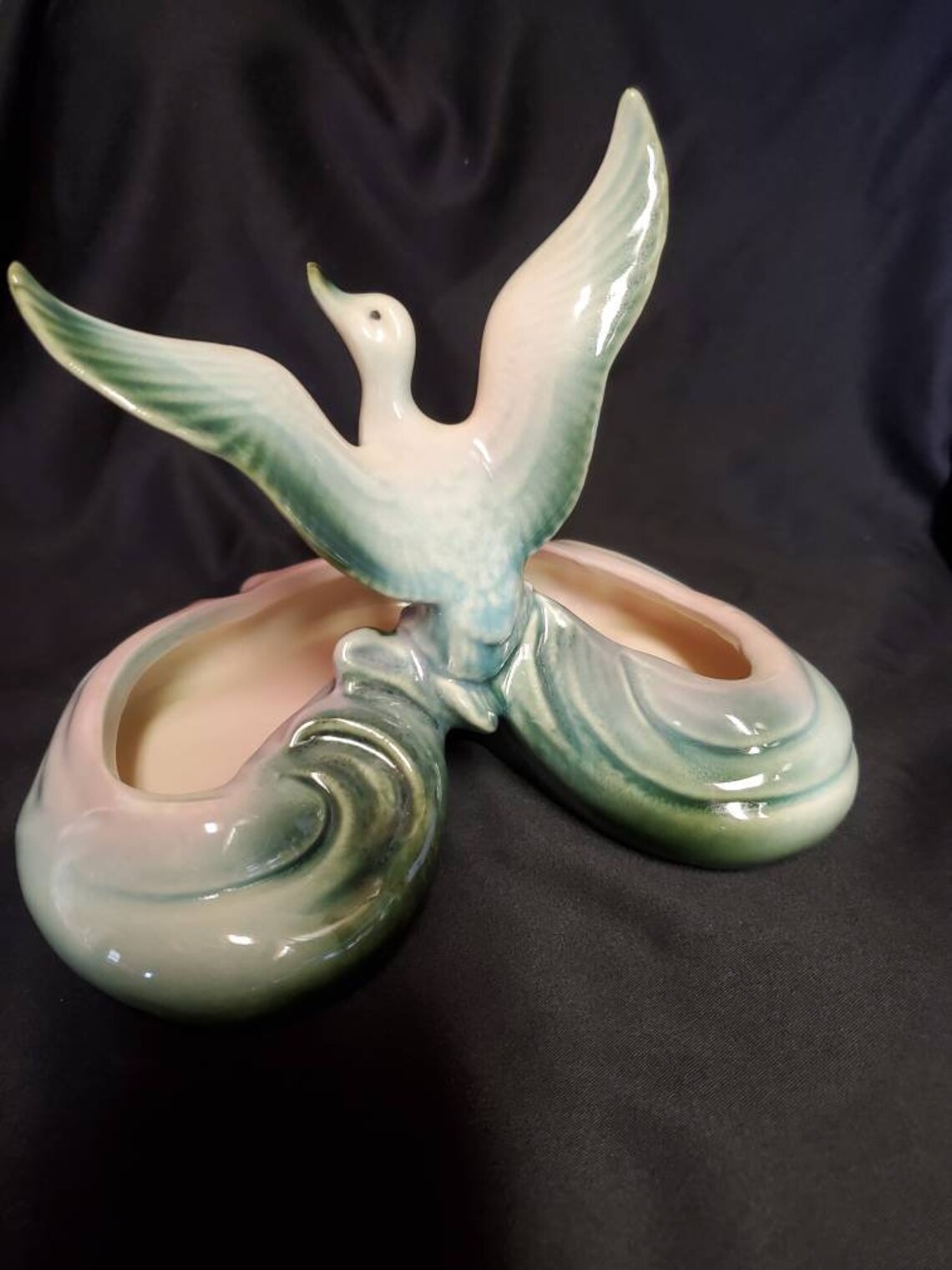 Vintage Hull USA Pottery Duck in Flight Planter Dish | Etsy