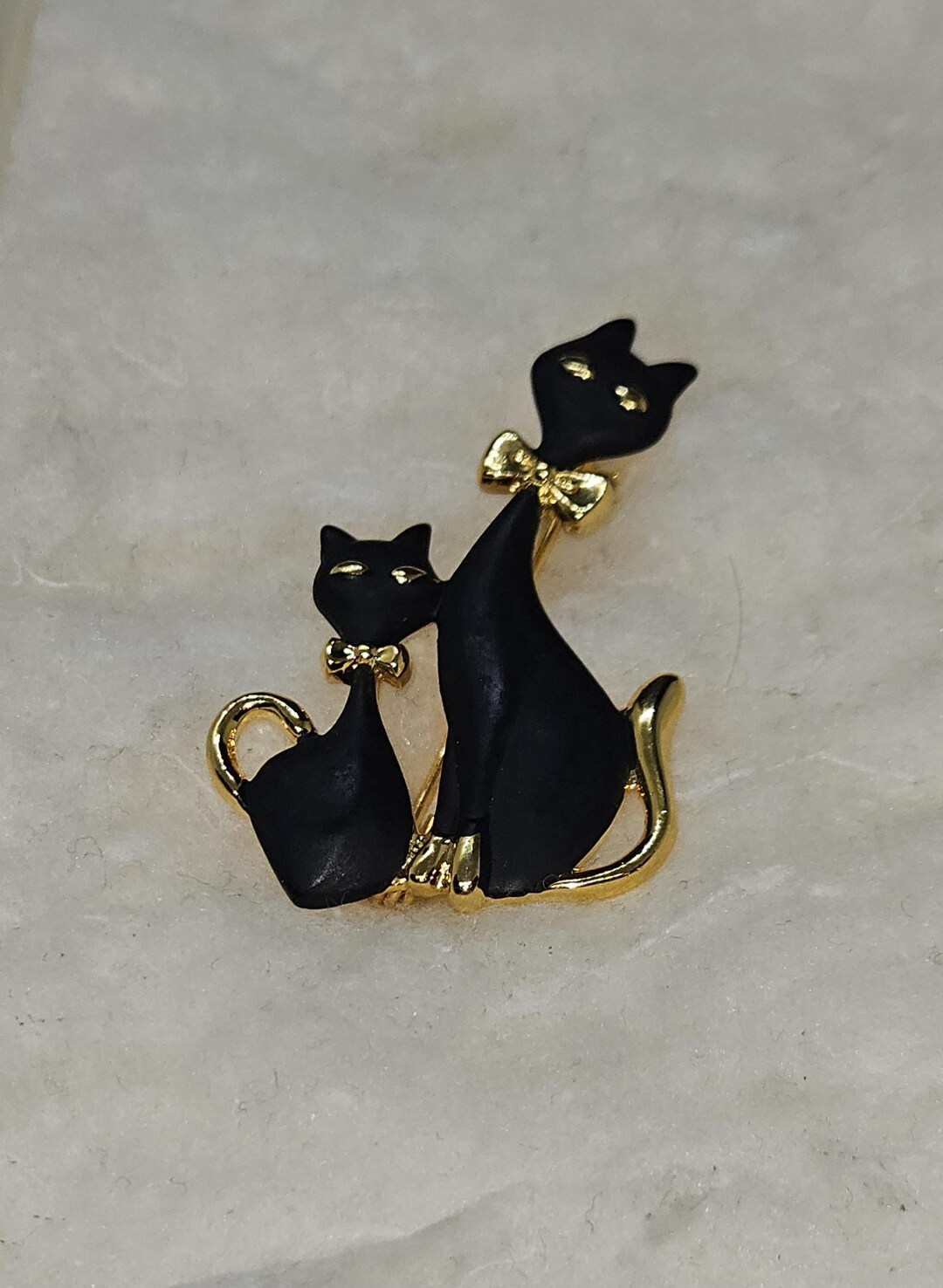 1980s Pair of Cats, Brooch, Lapel Pin, Matte Black With Gold Accents ...