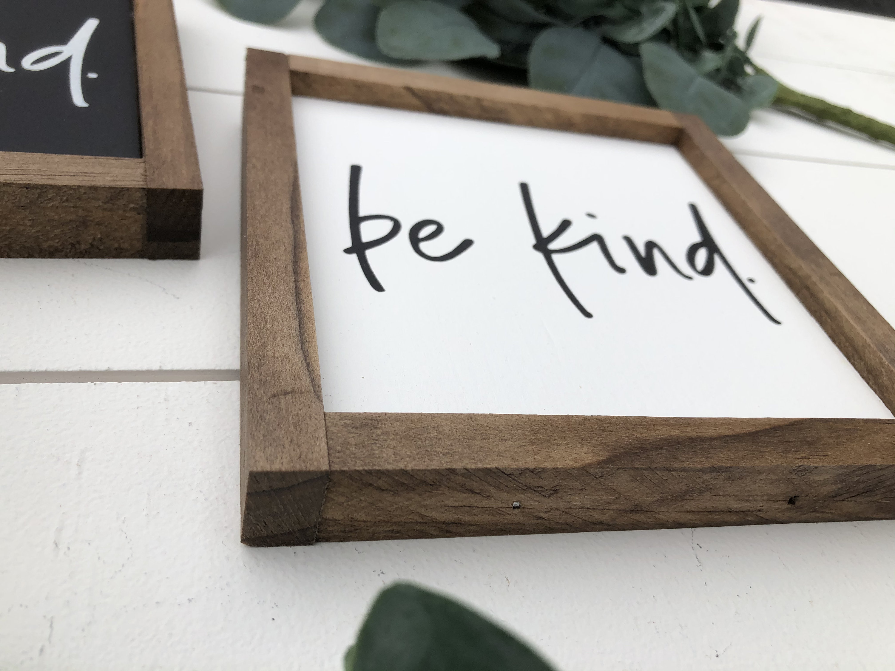 Be Kind Sign / Wooden Sign / - Etsy