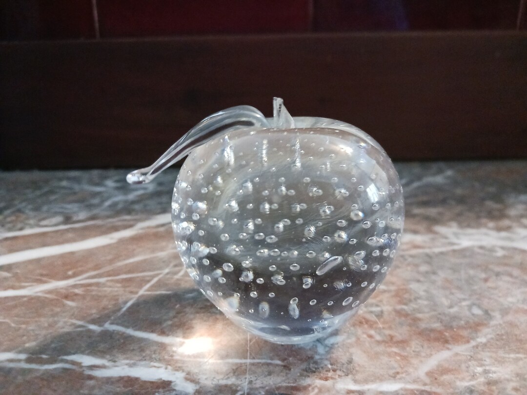 St John's Crystal Apple, Rare 1984 Paperweight From Isle of Man - Etsy