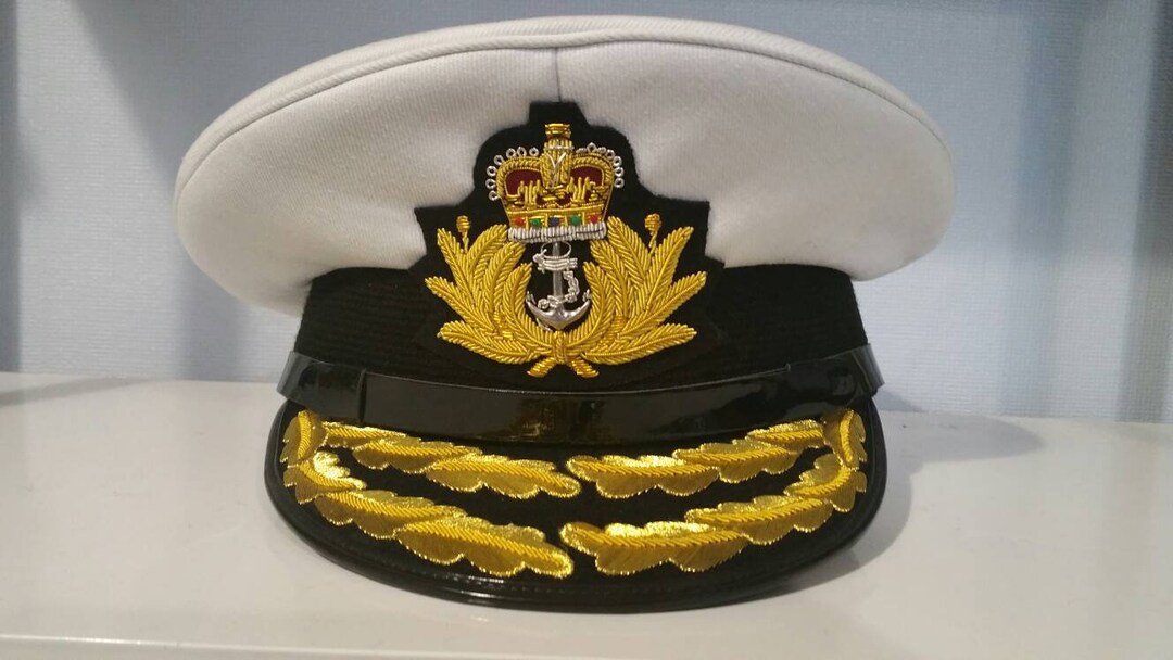 British Royal Navy Admiral Flag Officers Peaked Cap / Hat Current Issue ...