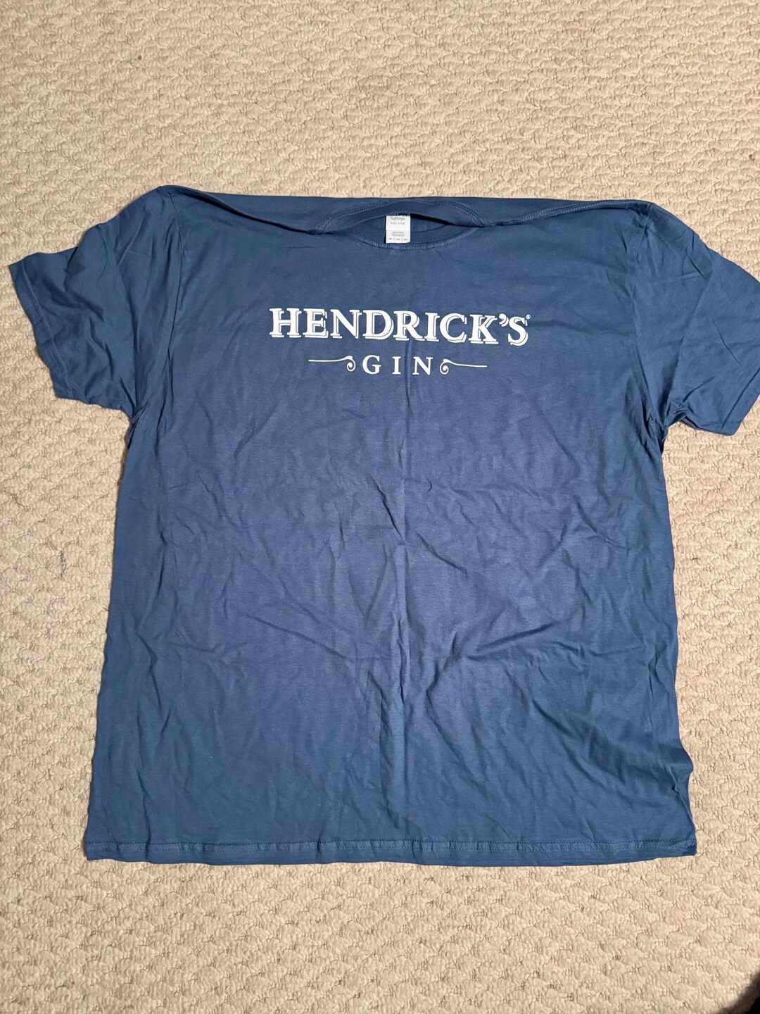 New Hendricks Gin T-shirt - Etsy