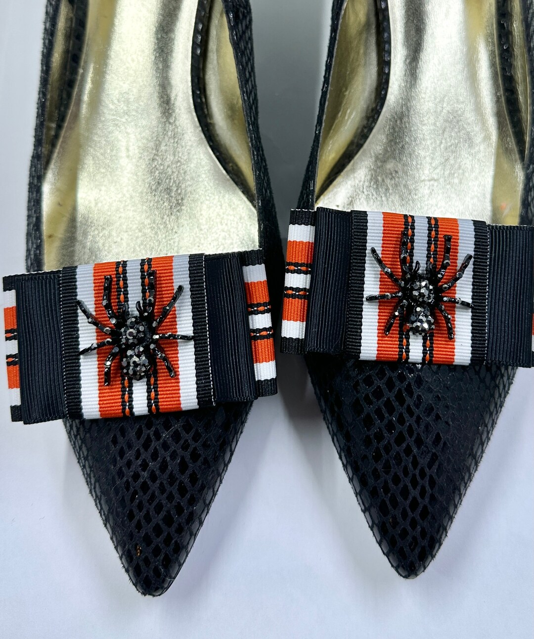 Preppy Halloween Shoe Clips , Preppy Spider Shoe Clips , Black and Orange Halloween Spide Bow ...