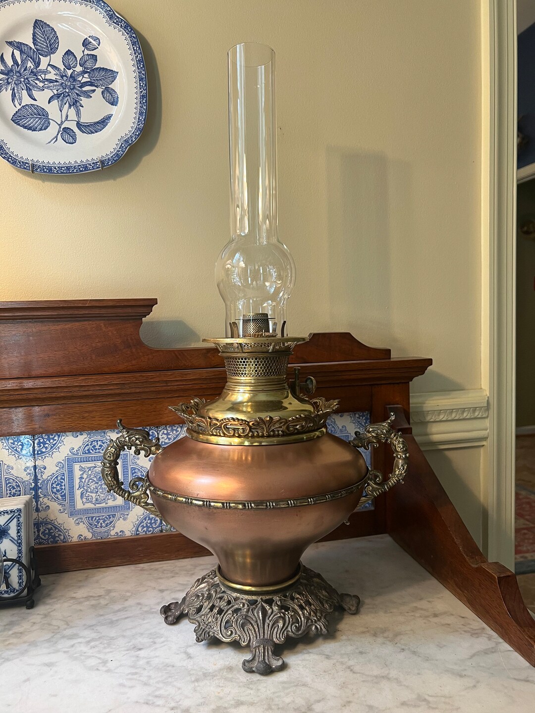 B&H Signed Brass and Copper Finish Vase Oil Lamp W/decorative Arms and ...