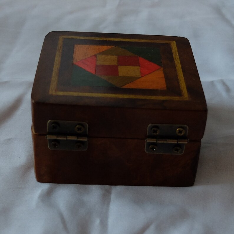 Quilt Block Patterned Wooden Veneered Box, Hand Made, 60% to Charity ...