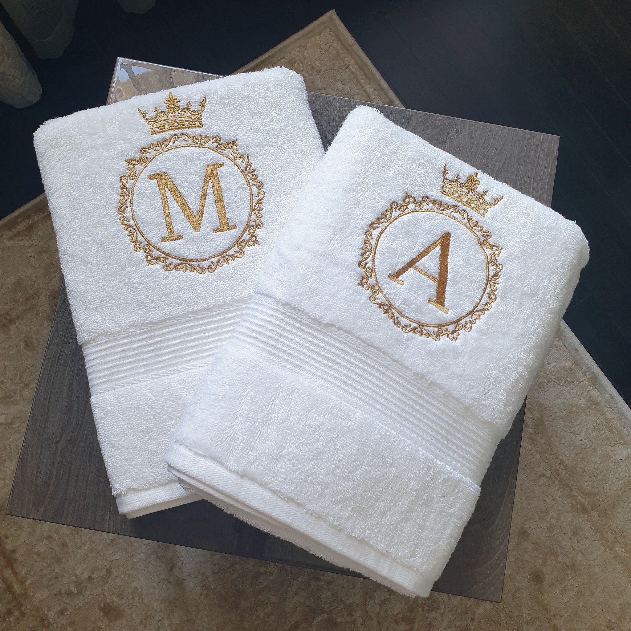 Initial towel / Personalized towel / Decorative towel / | Etsy