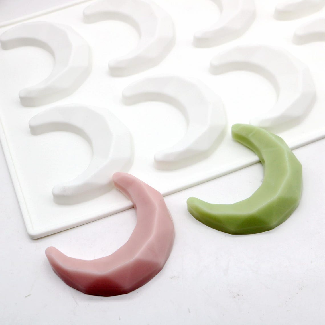 Silicone New Moon Molds: Crescent Chocolate, Candy Cake Decoration Tool ...