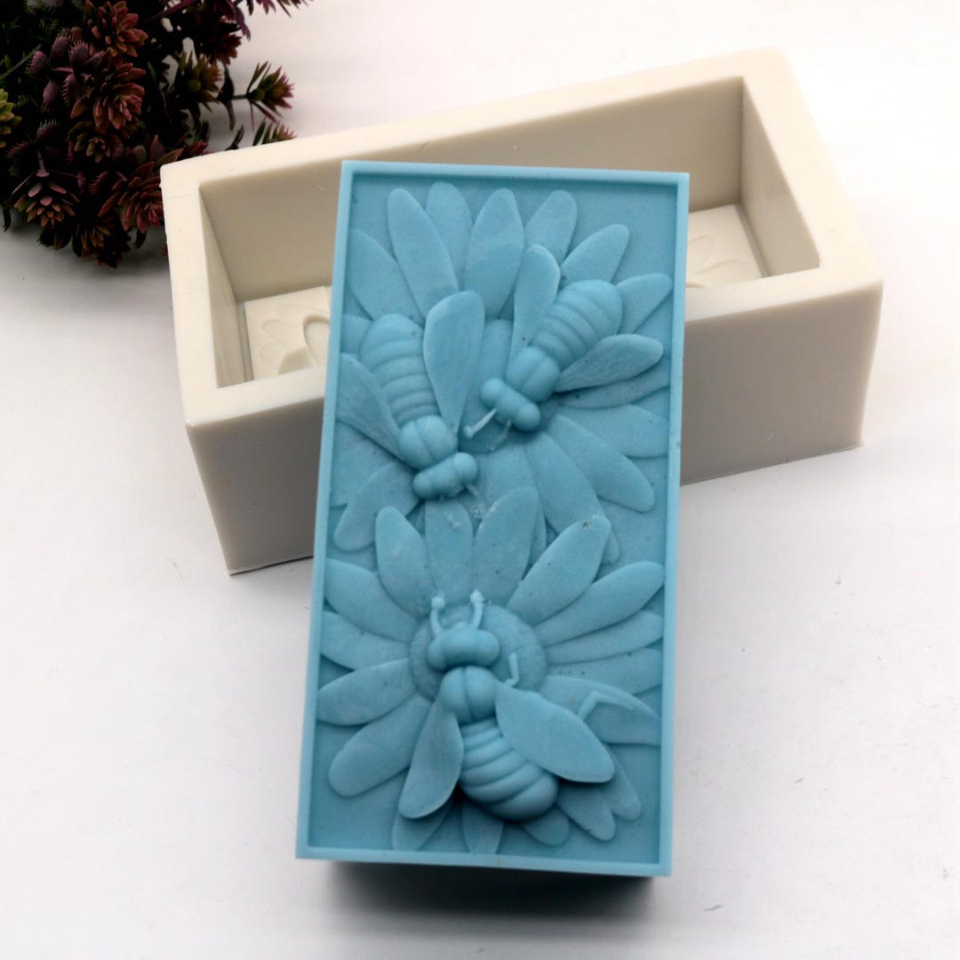 Silicone Soap Mold: DIY Bees & Flowers Lotion Bar Making Tool - Etsy
