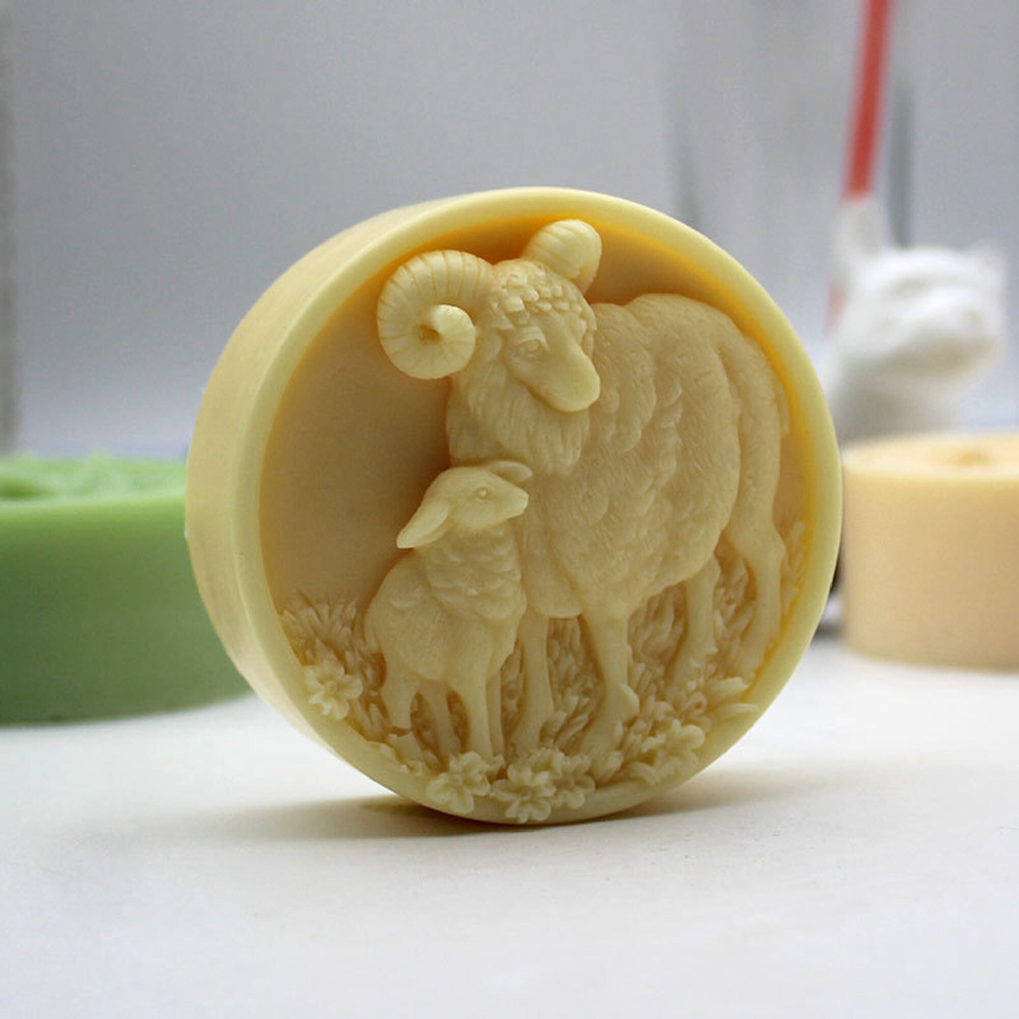 Round Silicone Soap Mold Handmade Lotion Bar Soap Making Tool - Etsy