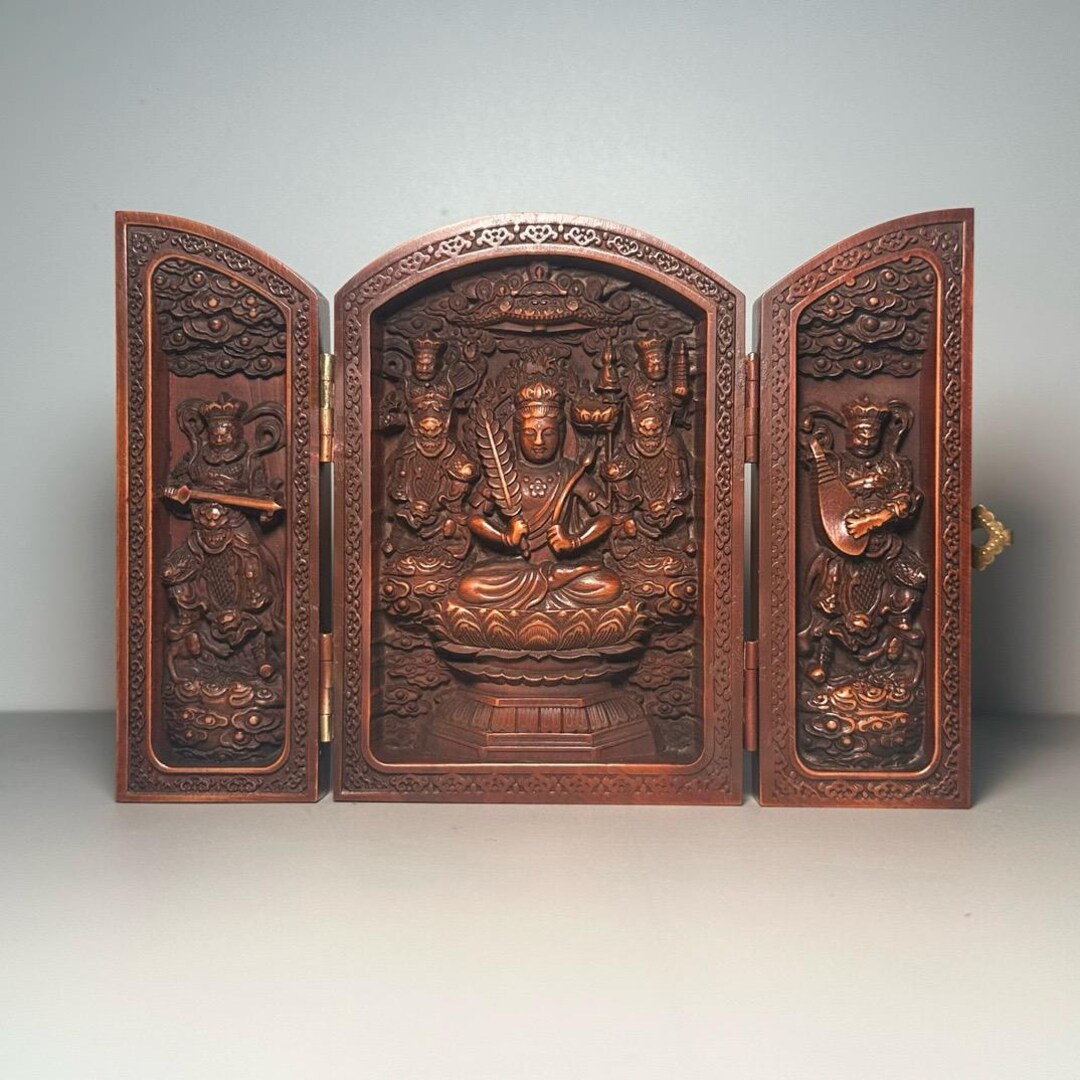 Exquisite and Rare Akasagarbha Bodhisattva Three-piece Box Ornament ...