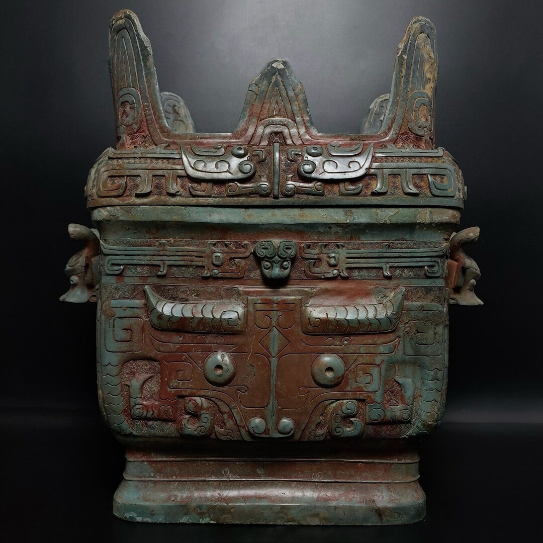 Exquisite and Rare Bronze High Relief Carved Animal Face Mountain Yun ...