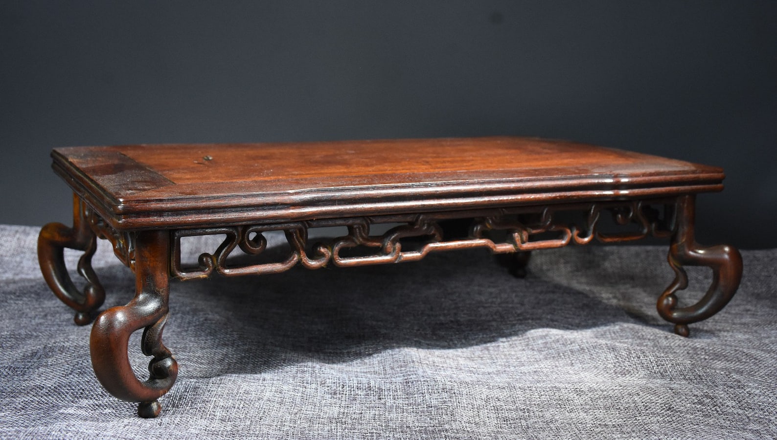 Chinese Antique Natural Rosewood Tea Table Statue is Ancient and ...