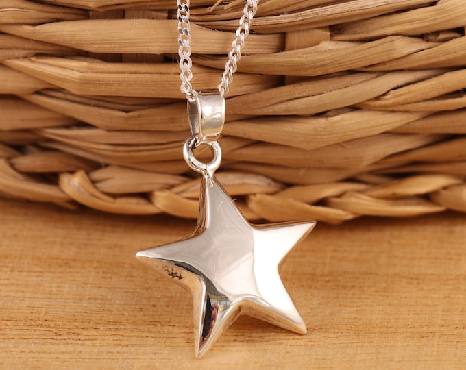 As New Solid Silver Star Pendant Necklace 45cm - Etsy Canada