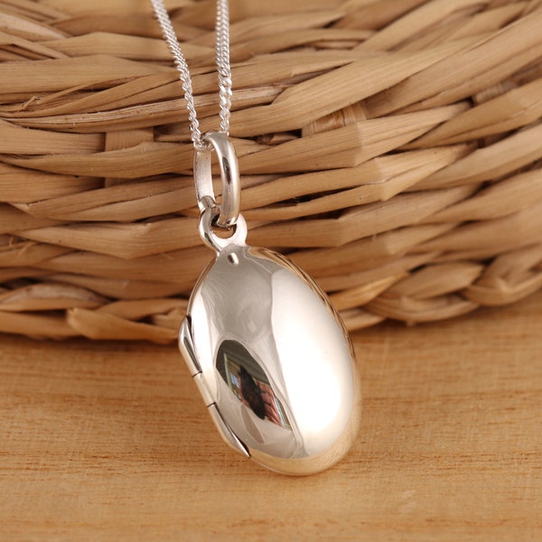 Oval Locket Pendant - Etsy
