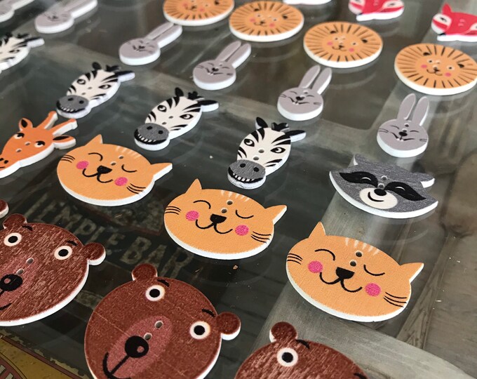 6 X Wooden Animal Buttons Craft Button Wild Animal Buttons Woodland ...