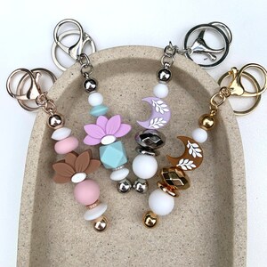 Beaded Keychain Bars Daisy Keychain Small Gift Idea Gifts for Her Gifts ...