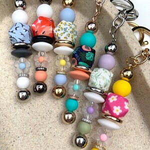 Beaded Keychain Bars Daisy Keychain Small Gift Idea Gifts for Her Gifts ...