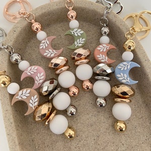 Beaded Keychain Bars Daisy Keychain Small Gift Idea Gifts for Her Gifts ...