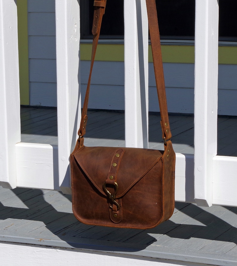 Hooked Leather Crossbody Bag. Beautiful Rustic Bag With Natural ...