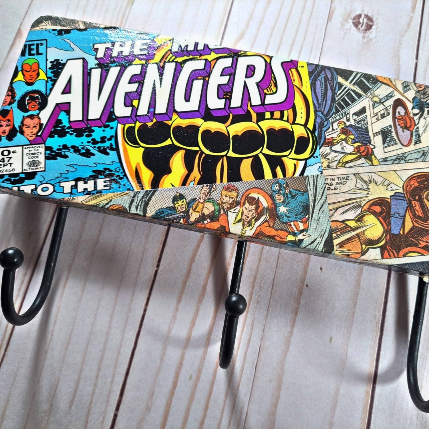 Marvel Avengers Wall Coat and Hat Rack - Marvel Avengers Room Decor ...