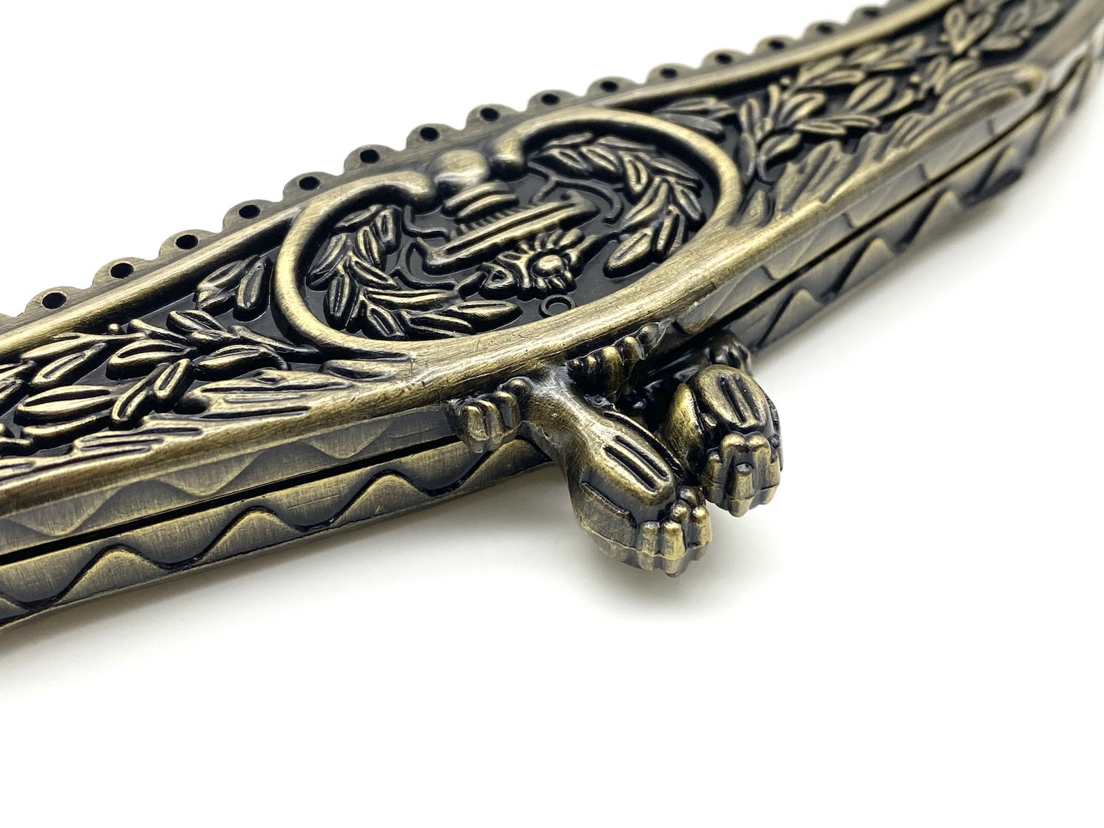 6 1/2 Inch 16.5 Cm Vintage Fancy Zinc Alloy Emboss Screw on | Etsy