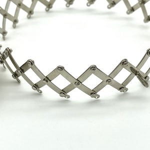 9.5cm Open Size Vintage Expandable Gate Purse Frame (with Loops) Sew on ...