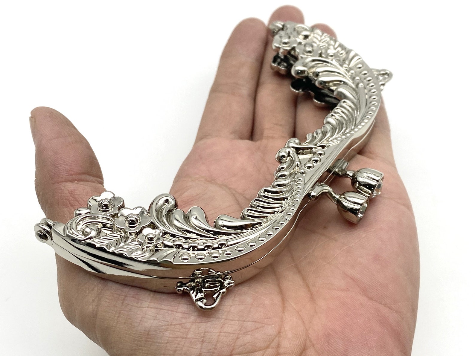 5 Inch 12.5cm Vintage Fancy Zinc Alloy Emboss Screw on Coin Bag Clutch ...