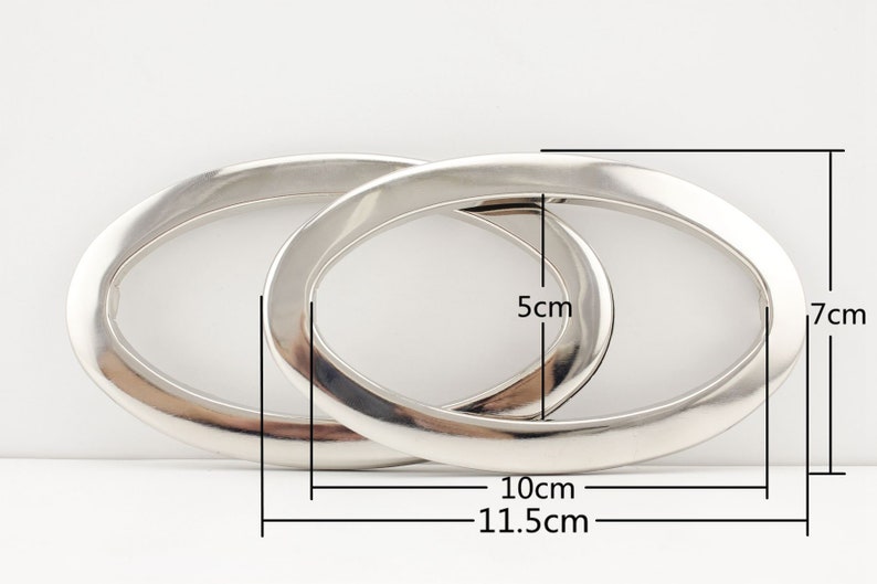 A Pair of 10cm 4 Inch Inch Metal Oval Oblong Cut Out Grommet Purse ...