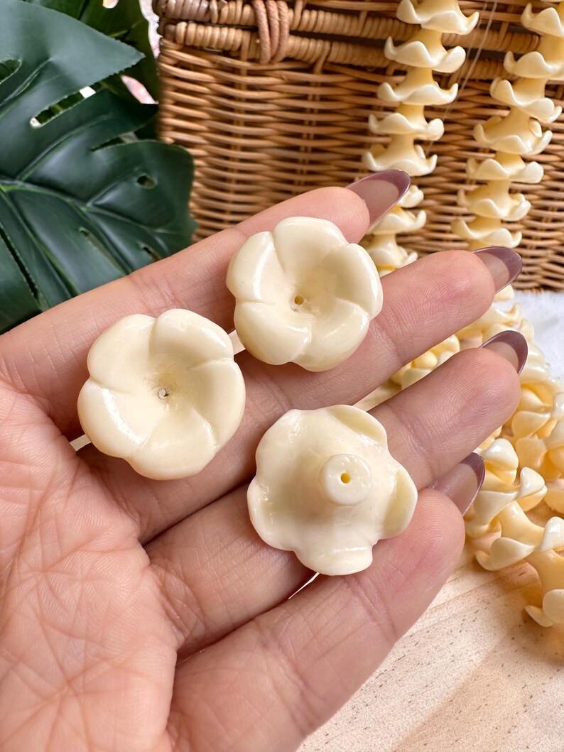 15×23mm Short-stem Hawaiian Puakenikeni Flower Beads,resin Coral ...