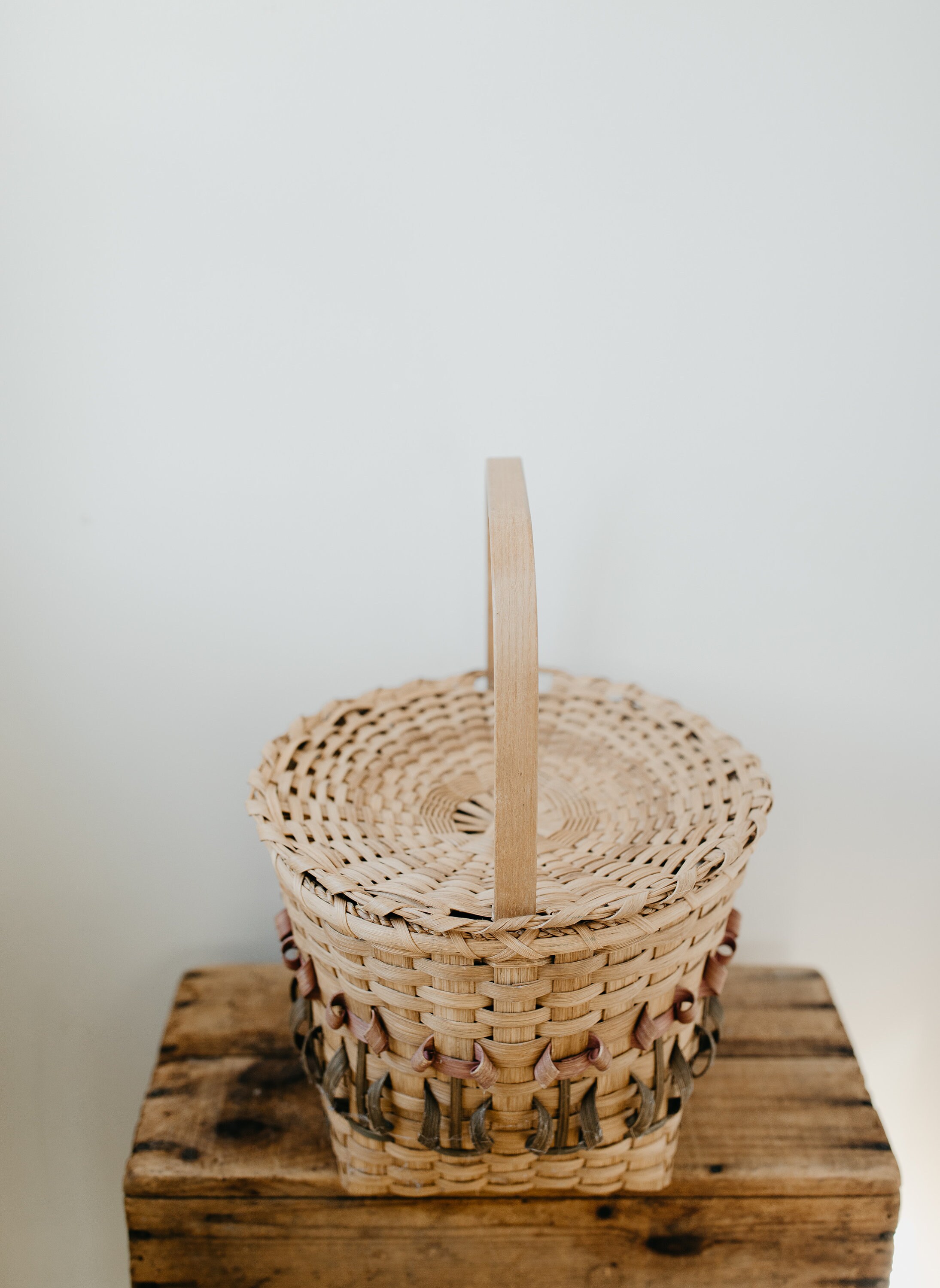 Round Basket With Lid, Handle Summer Picnic Basket Flower Picking ...