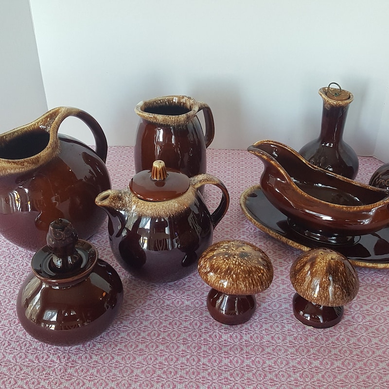 Hull Pottery - Etsy