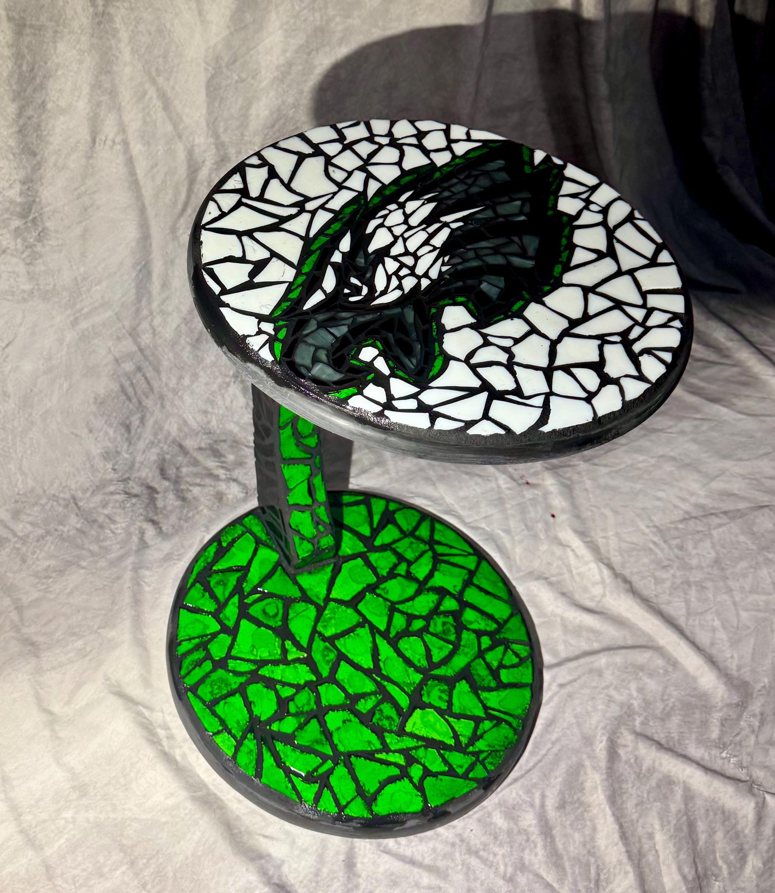 Philadelphia Eagles Kelly Green - Glass Mosaic Side Table - for Man ...