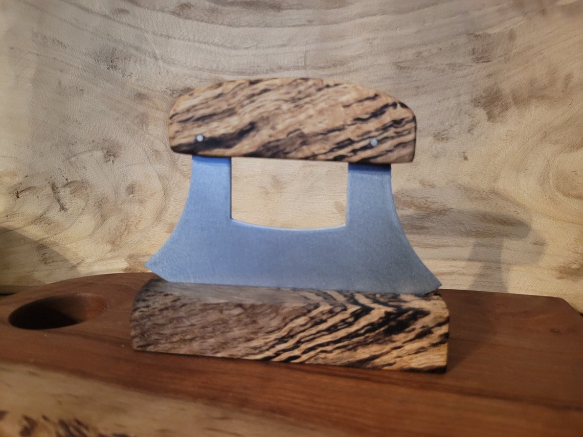 200 Year Old Oak Wood Handled Ulu Knife With Stand. Handmade, Knife ...