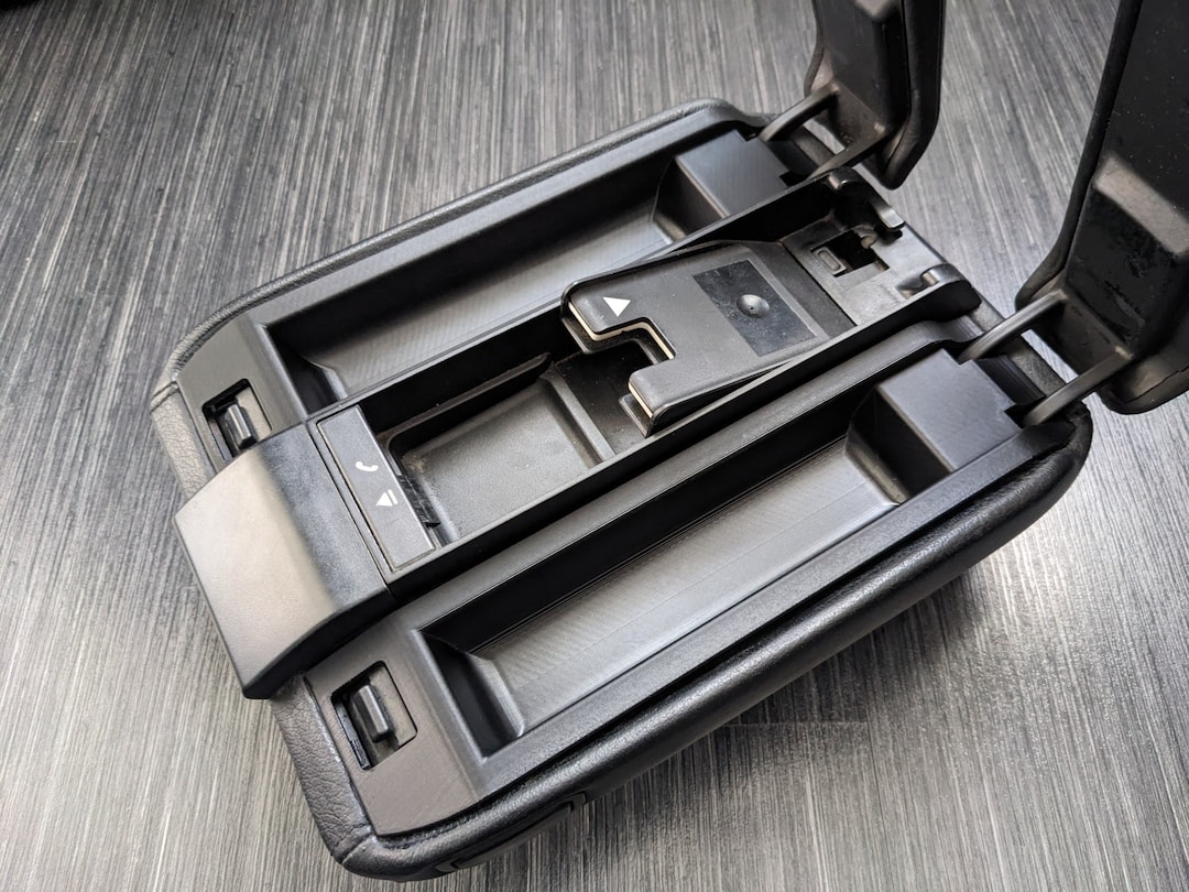 BMW E38 Armrest Storage Trays 2 Pcs - Right & Left - Interior ...