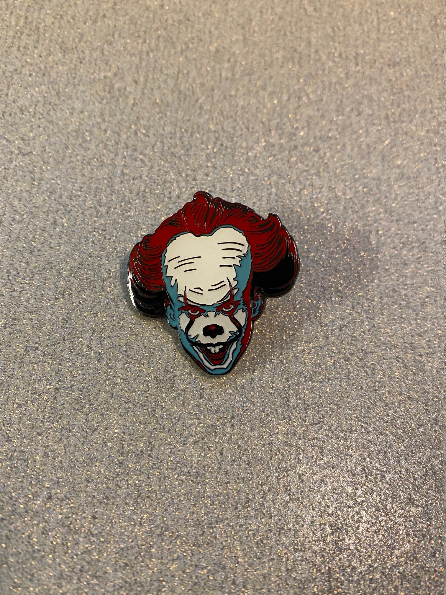 Loungefly Pins IT - Etsy