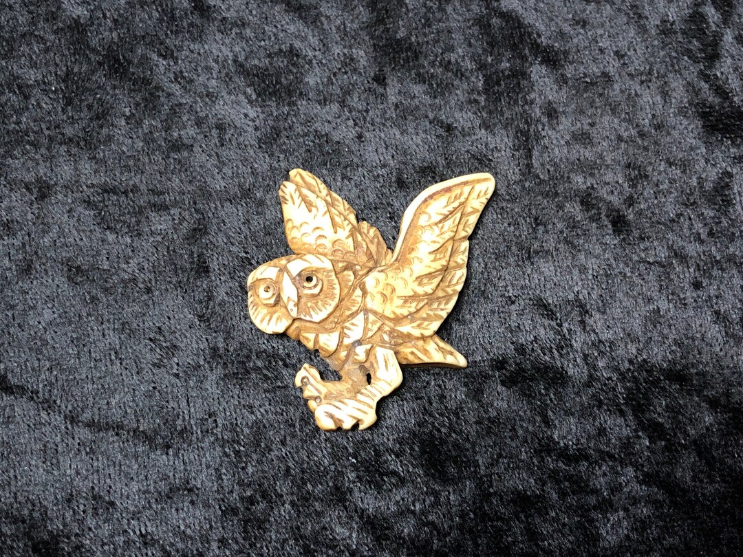 Native American Totem. Hand Carved Ox Bone Flying Hunting Owl Totem ...