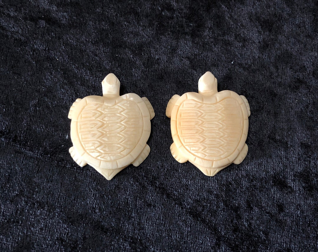 Ivory Colored Cattle Bone Sea Turtle Totem/fetish Pendant, Hand Carved ...