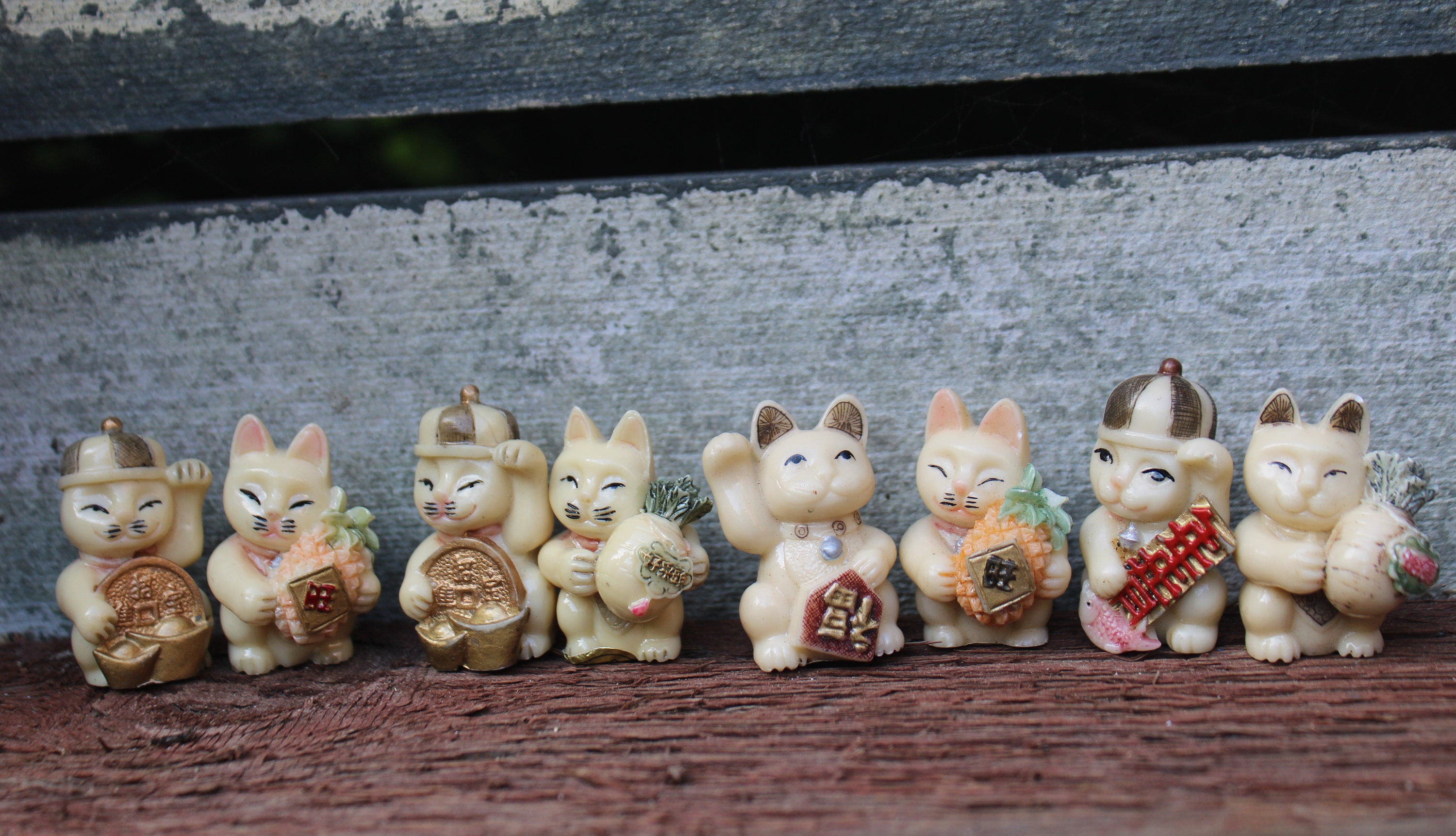 Vintage, Set of 8, Lucky Cats, Maneki-neko, Miniature Cat Figurines ...