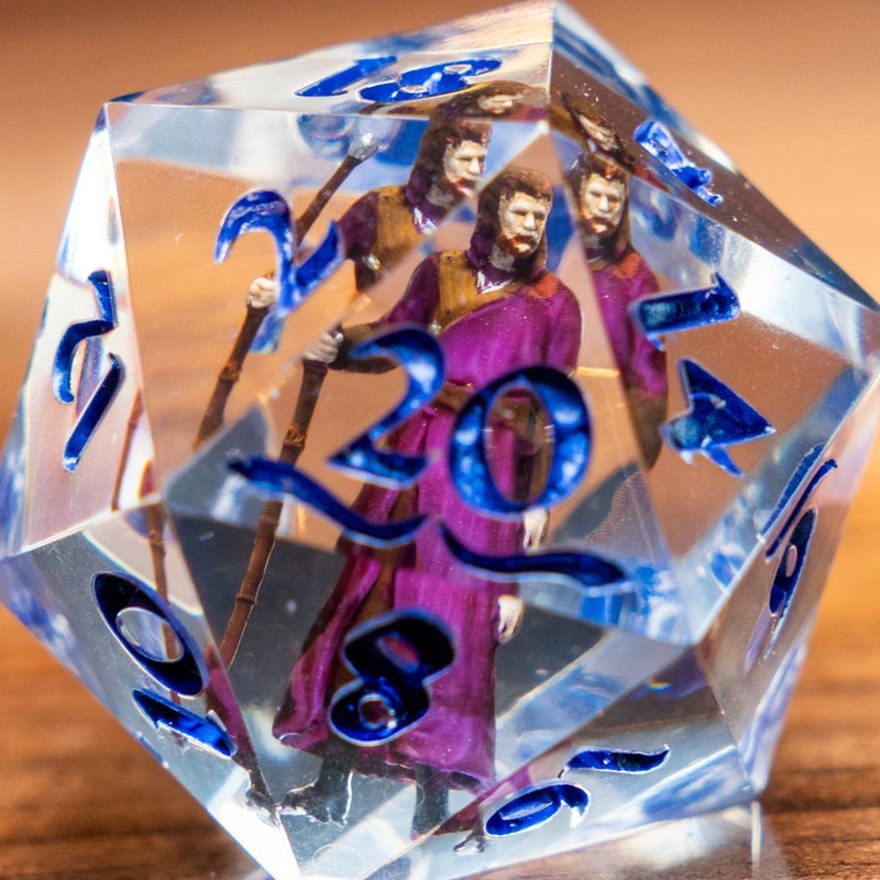 D20 Pillow - Etsy