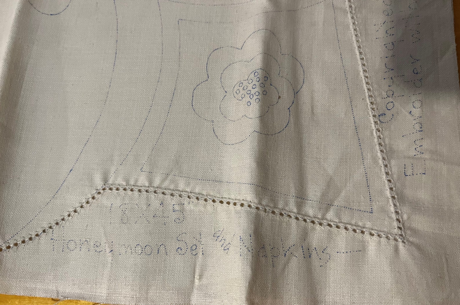 Vintage Pre Printed Linen Embroidery - Flowers - Nun's Boilproof - No ...