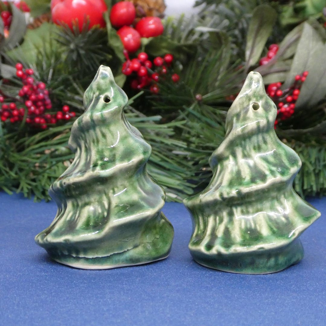Vintage Ceramic Spiral Evergreen Tree Salt and Pepper Shakers - Etsy